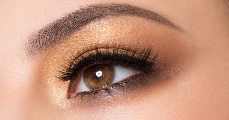 Maquiller des yeux marrons : conseils et tutoriels pour un maquillage ...